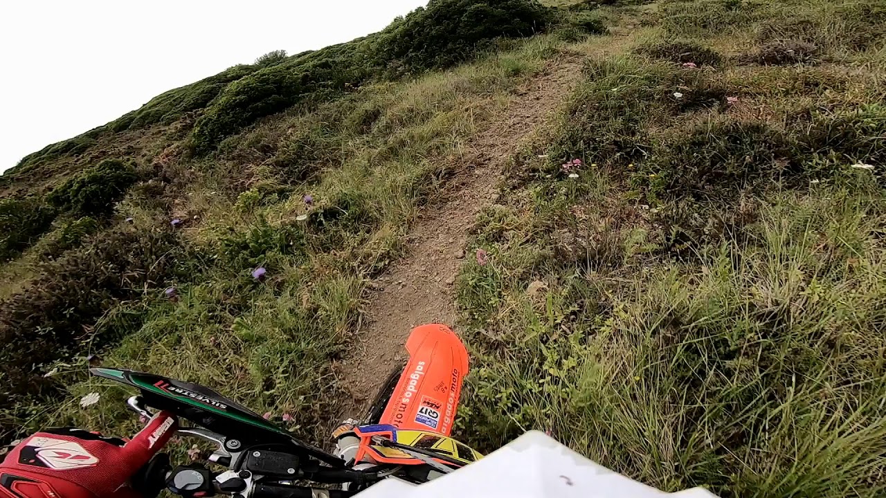 GR17 TRAINING ENDURO - YouTube