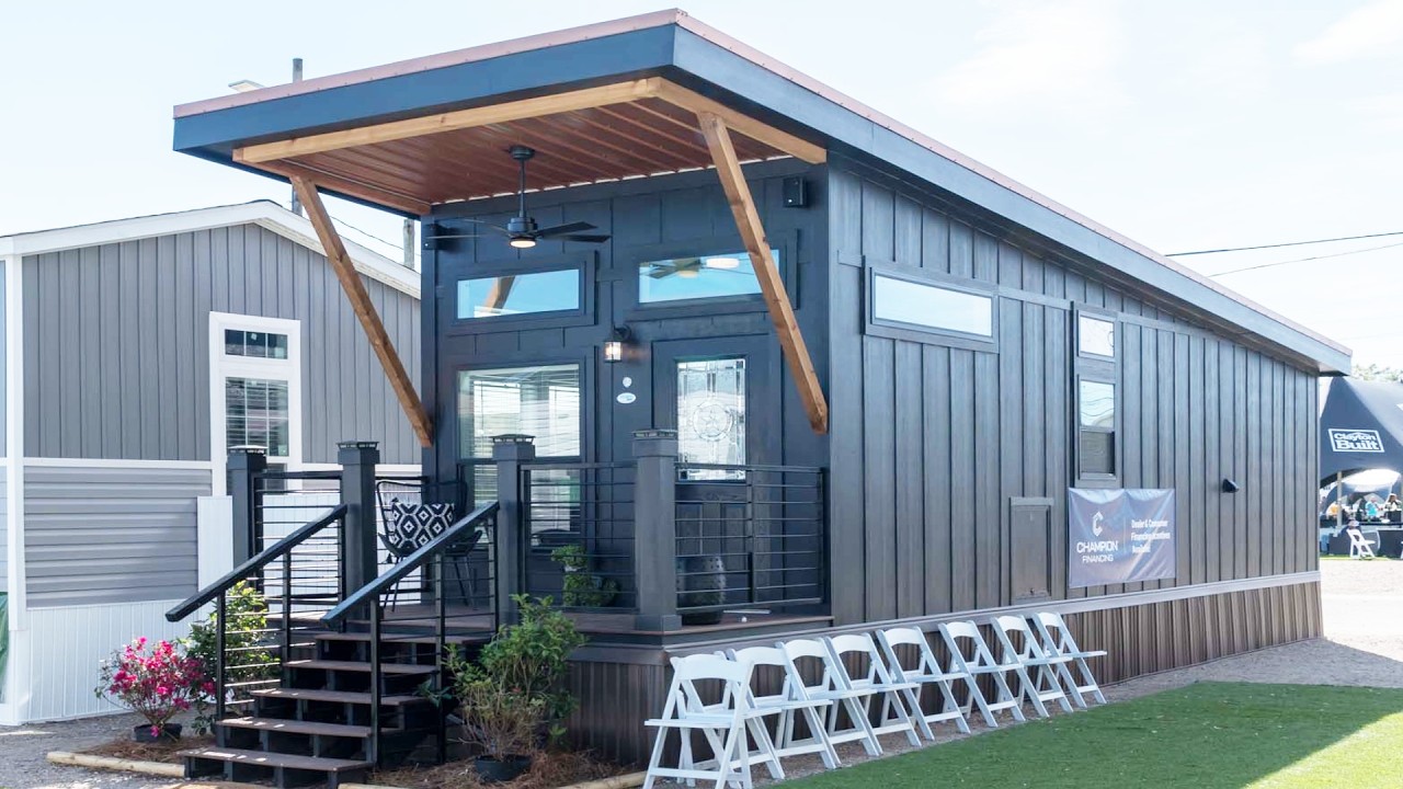 Gorgeous This park model is stylish, functional and ready for you to ...