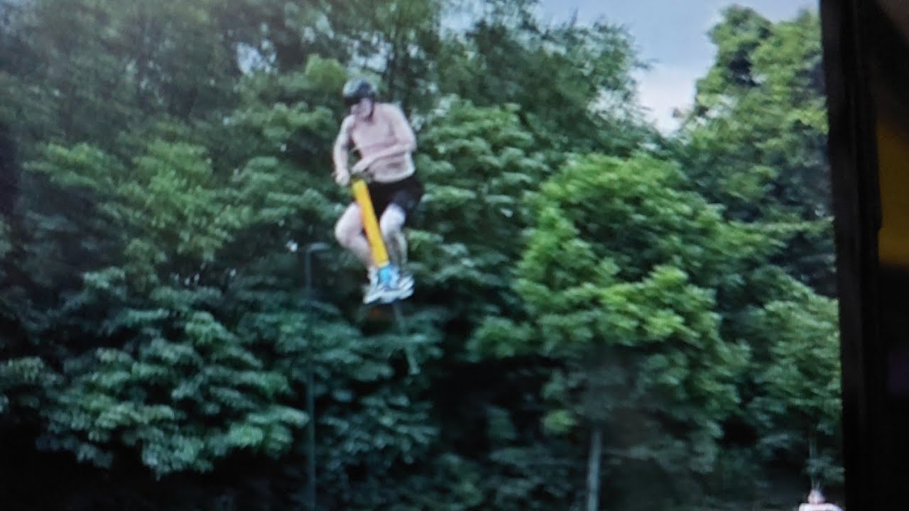 TRAMPOLINE HIGH JUMP - YouTube