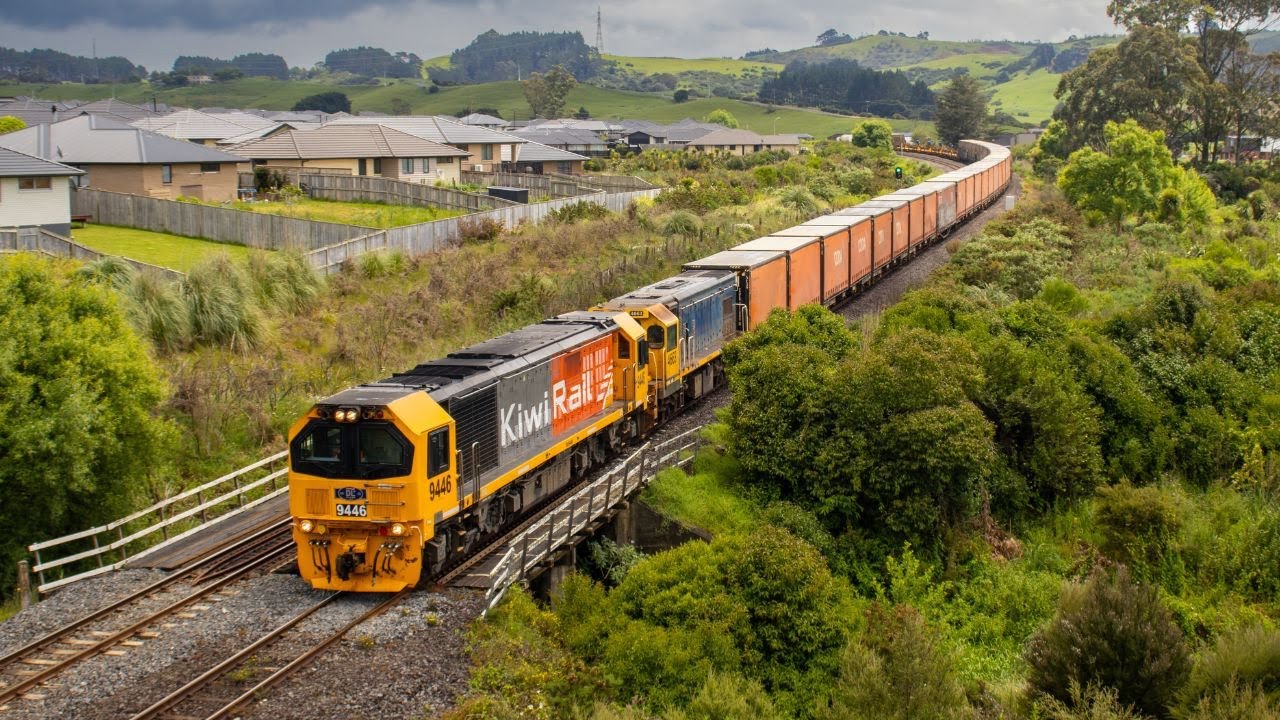 KiwiRail in the Upper North Island - Summer 2022 (4K) - YouTube