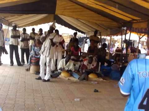 SNC, Bobo-Dioulasso, Mossi Dance, 3/27/14 - YouTube