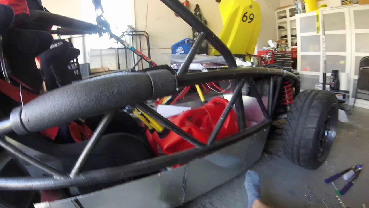 How to put body panels on your racecar - YouTube