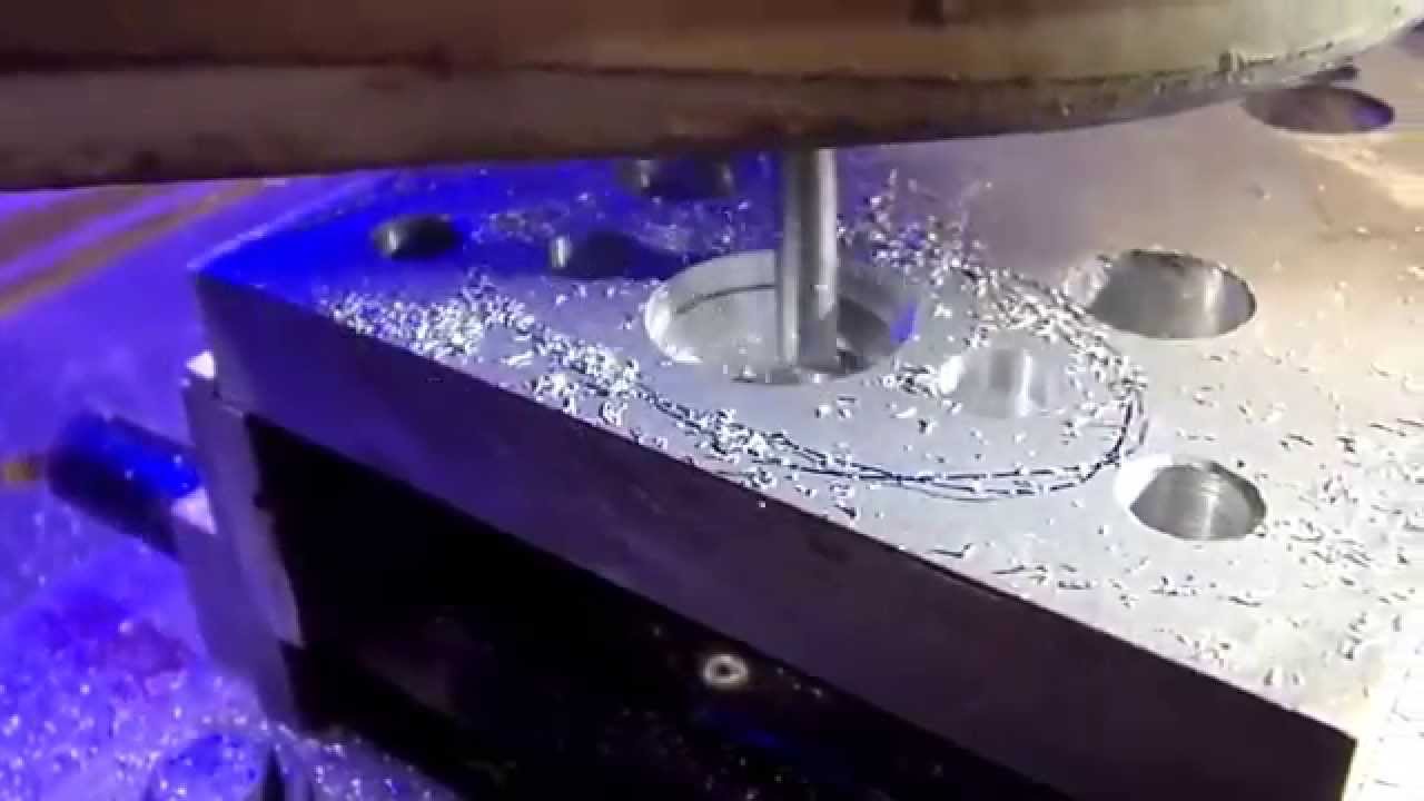 CNC-PapyKyKa - Usinage d'une bride pour porte injecteur - P4290006 ...