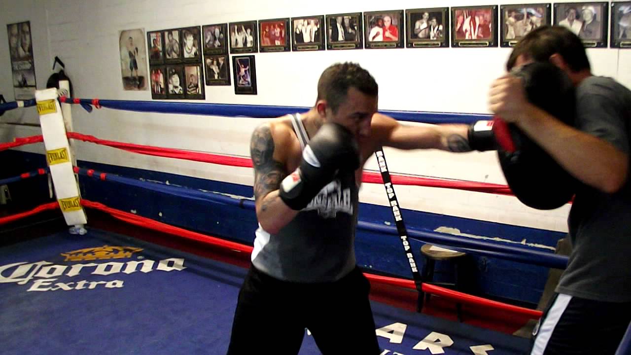 Nick Casal trains at Johnny Tocco's Gym in Las Vegas - YouTube