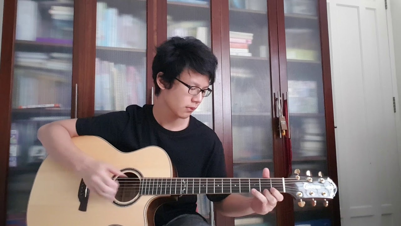 (Andre Hehanusa) KKEB - Melvin Kalloni (Fingerstyle Guitar) - YouTube