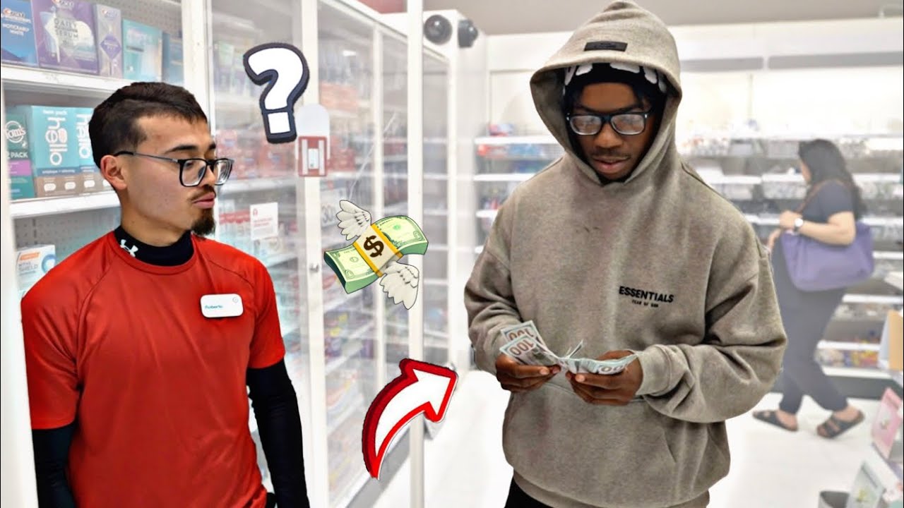 GIVING OUT FAKE MONEY PRANK !!! - YouTube