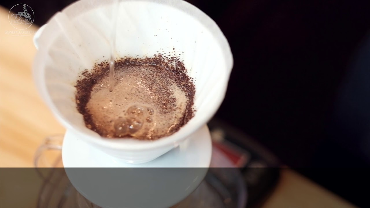 Simple Brewing Tutorial: V60 and Aeropress - YouTube