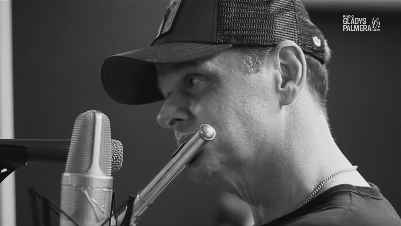 CHIP WICKHAM - La Sombra - YouTube