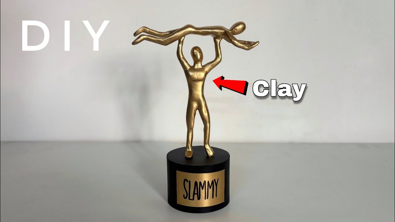 DIY WWE Slammy Awards Trophy 🏆 - YouTube