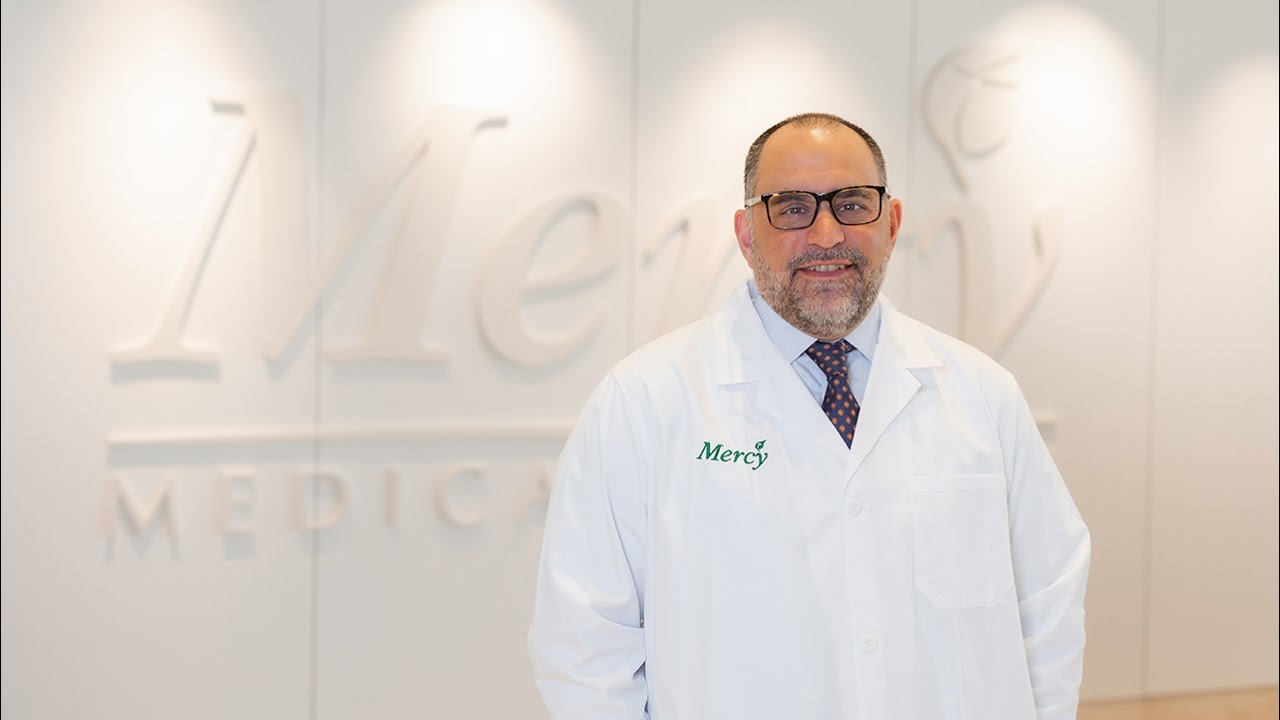 Meet Dr. Raymond Cross - Gastroenterologist - YouTube