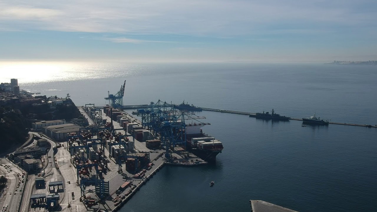 Valparaíso Drone Spark 2018 muelle Prat - YouTube