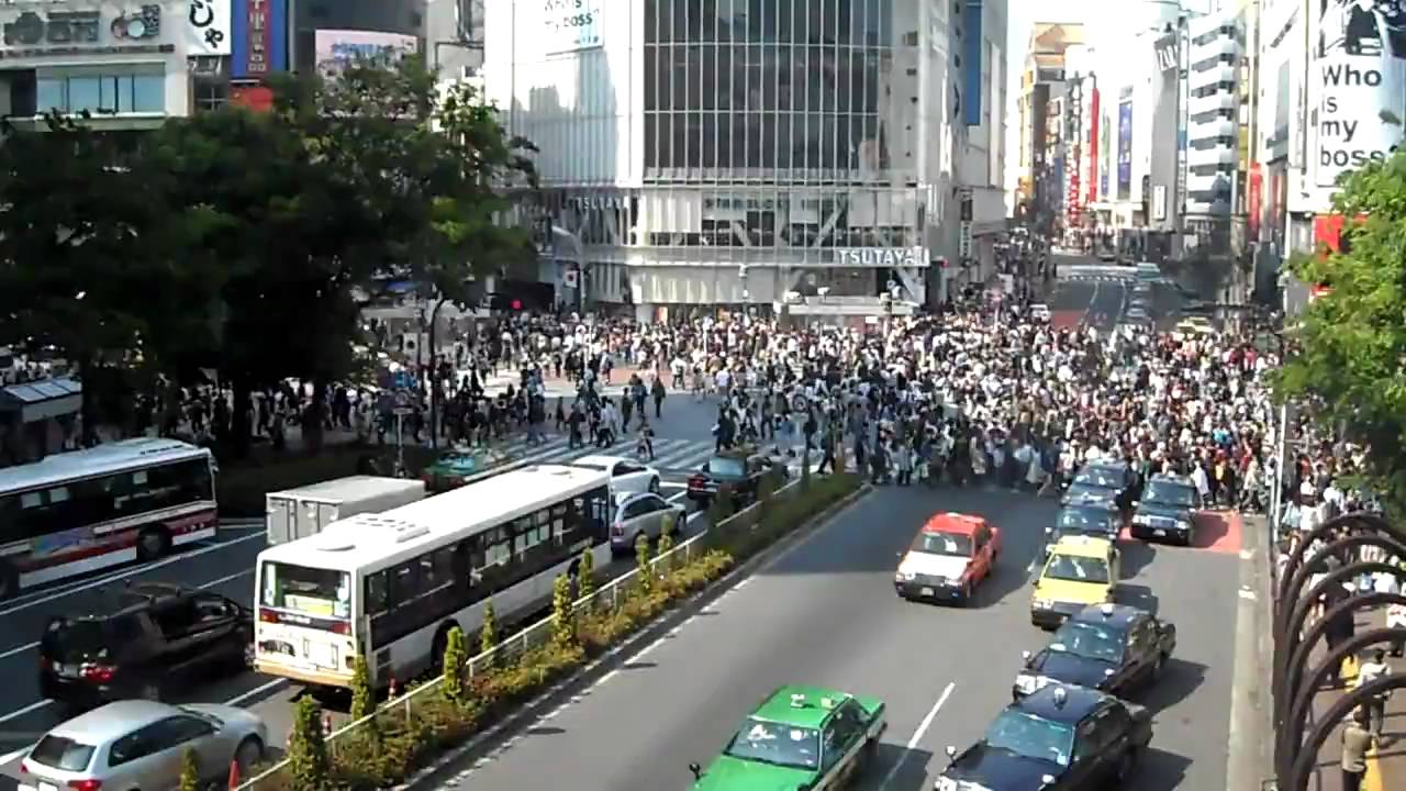 The Busiest Intersection In The World - Shibuya Crossing Tokyo - YouTube