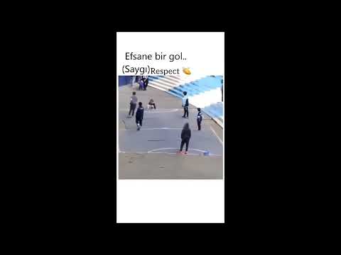 EFSANE GOLLER  - EFSANE ÇALIM - ENGELLİ ÇOCUĞUN ATTIĞI BACAK ARASI GOL #shorts