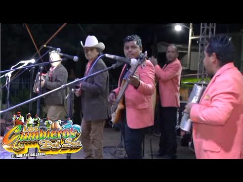 Los Cumbieros del Sur en Santa Ana Rayón Oaxaca - YouTube