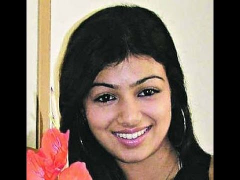 Ayesha Takia Without Makeup