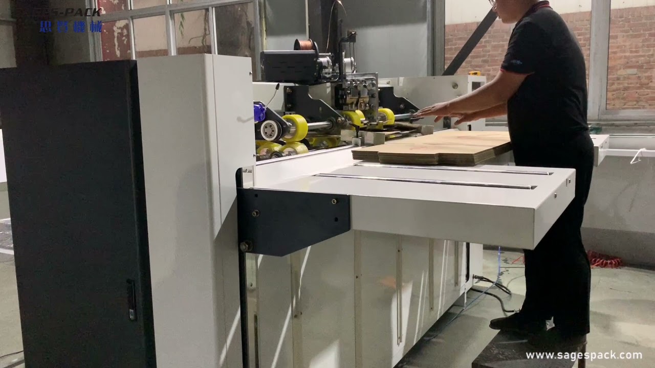 Semi-automatic double servo high-speed box stitcher - YouTube