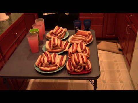 38 Hot Dogs and Buns in One Sitting. Nathan's Hot Dogs Training Video ...