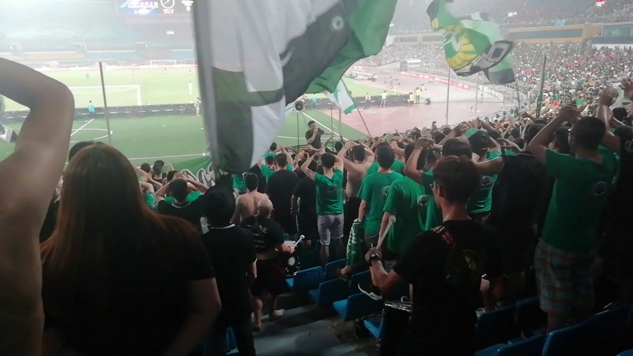 beijing guoan fans sing misandao - YouTube