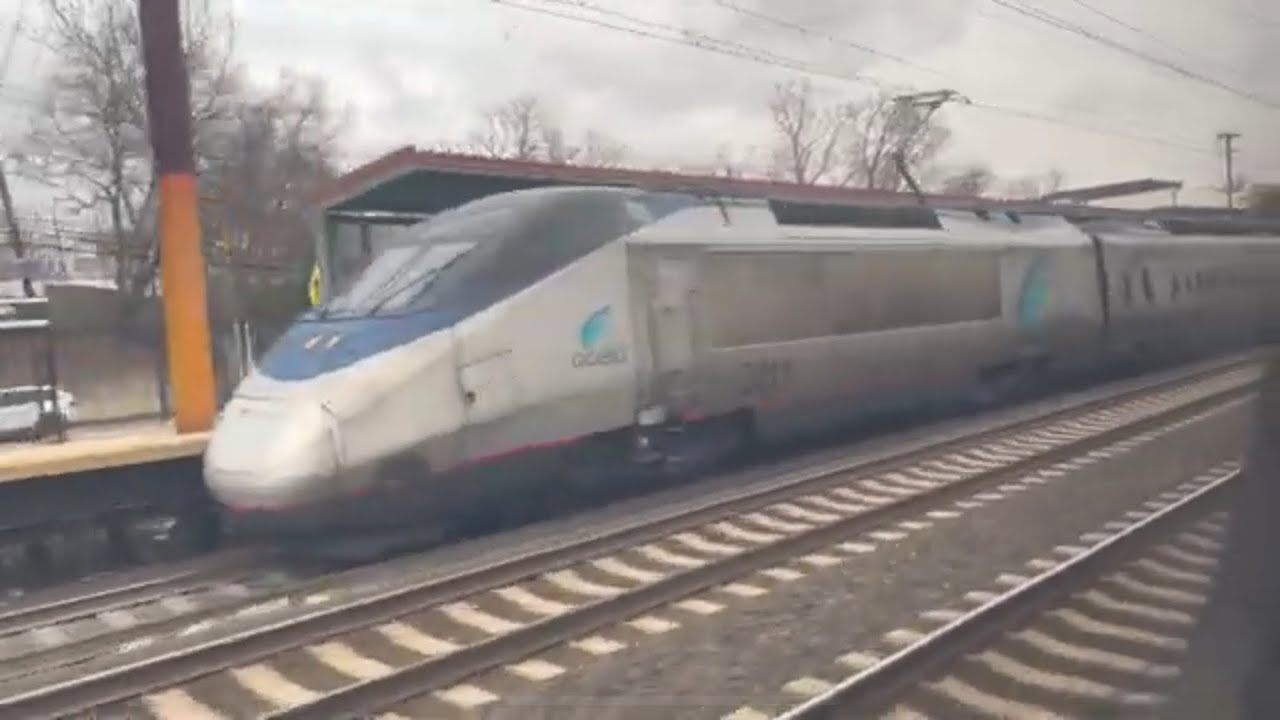 Riding Amtrak Northeast Regional 86 from Richmond to Metropark, Iselin ...