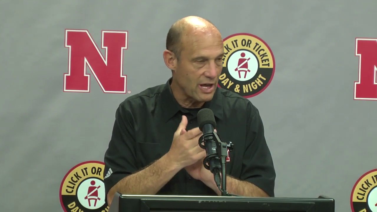 HOL HD: Mike Riley Spring Press Conference - YouTube