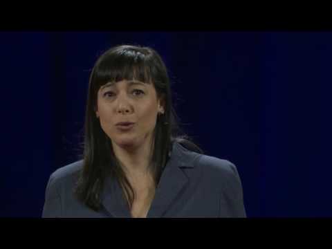 Kio Stark Why you should talk to strangers. - YouTube