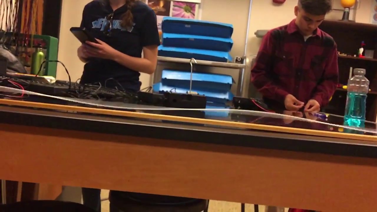 Mechanical waves in Elastic String - YouTube