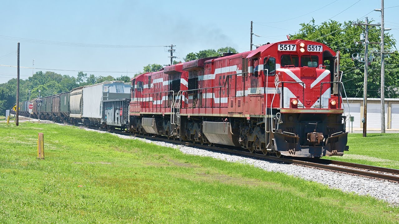 6/15/2021 - Former BN C30-7 Duo on the West Tennessee - YouTube