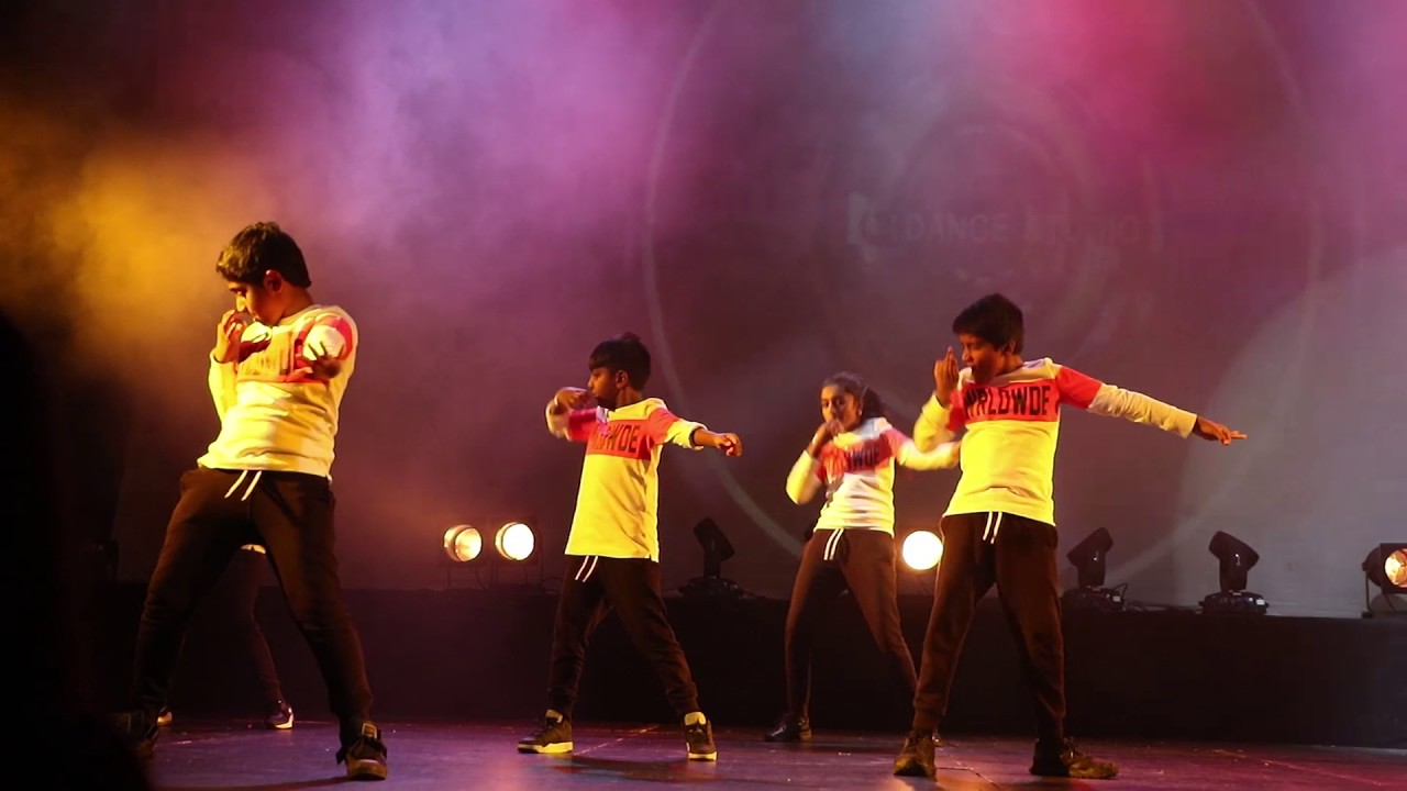 IDance studio Kids batch 1 performance @IDSADHRIT - YouTube