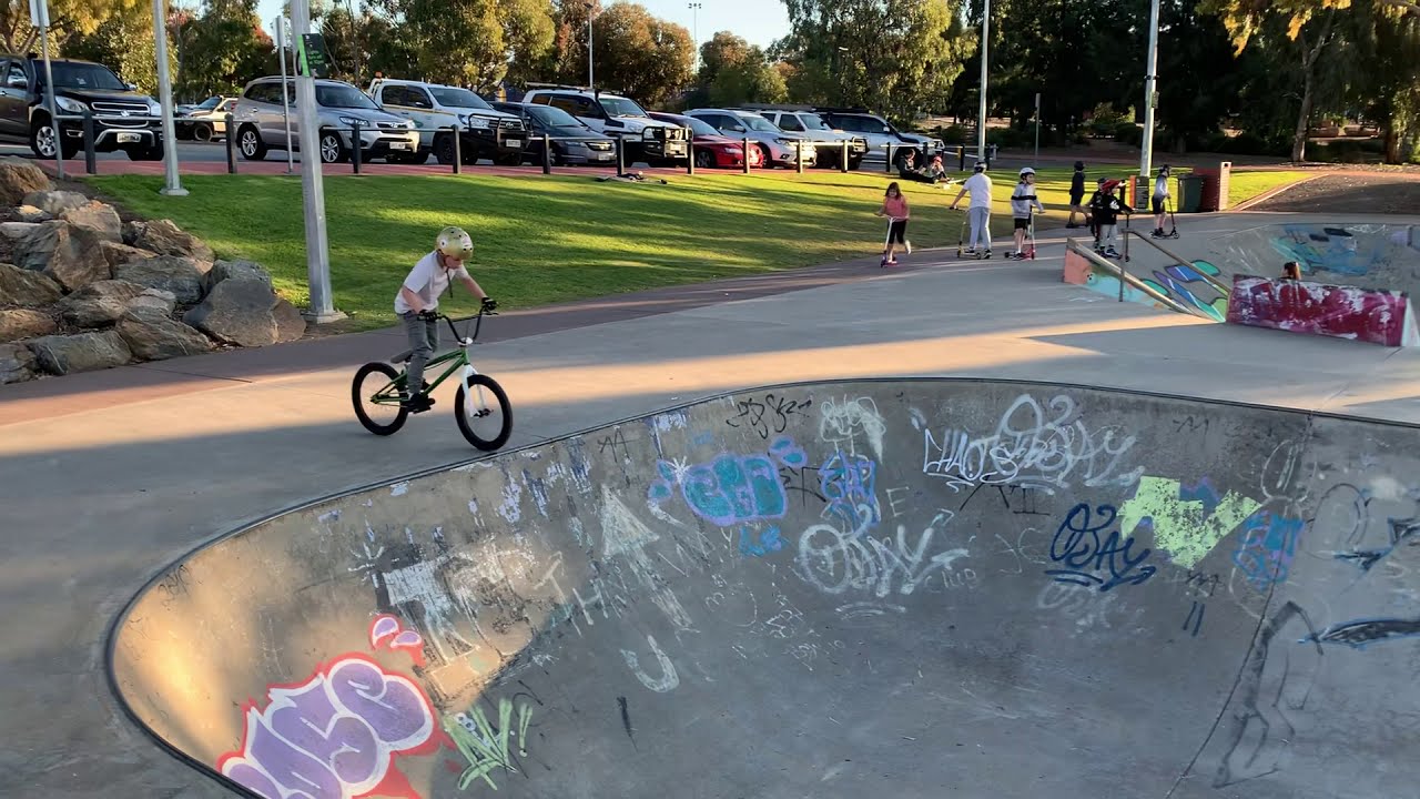 Going down the biggest ramp at golden grove skatepark on my bike! - YouTube