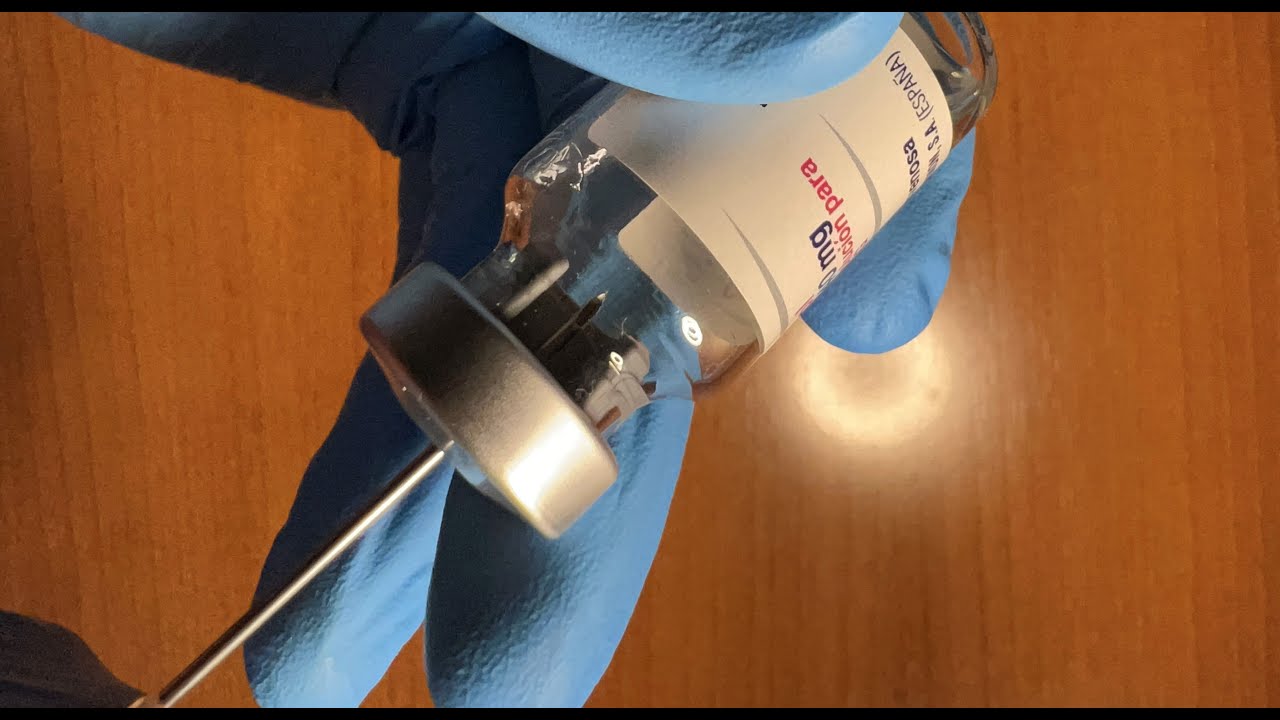 Cómo CARGAR MEDICACIÓN en JERINGUILLA | Enfermería - YouTube