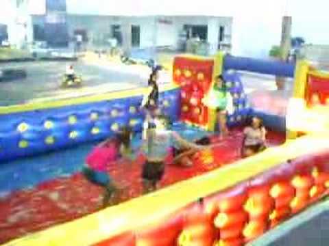 FUTEBOL DE SABÃO