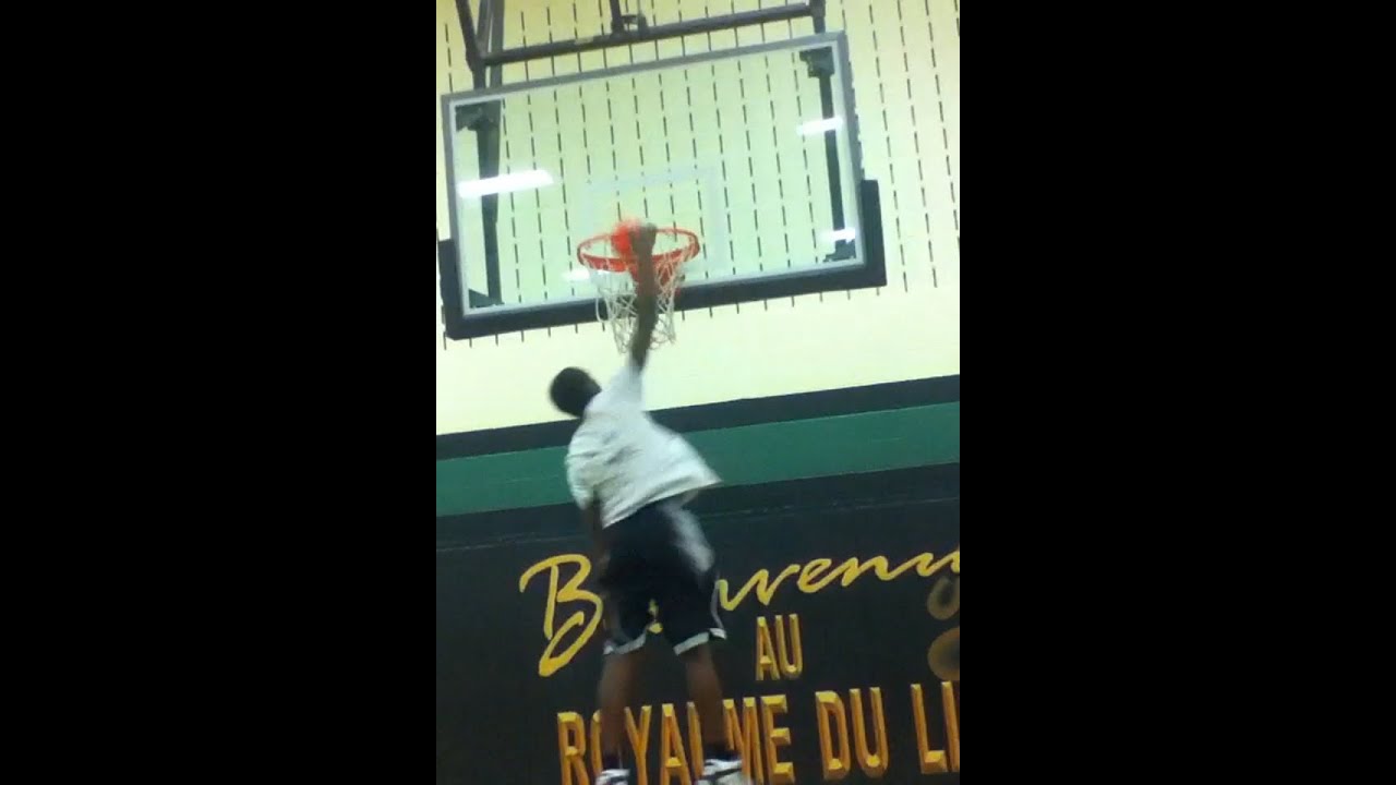 5'5 dunks mini ball on 10ft (short guy dunks) - YouTube