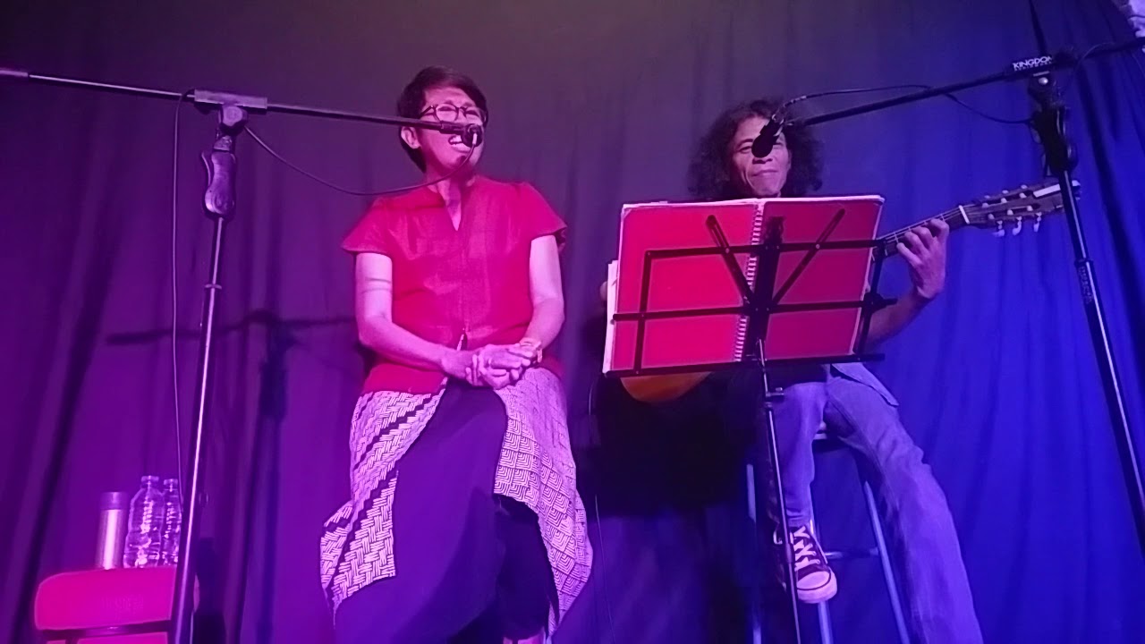 ARI REDA LIVE AT IMPALA SPACE SEMARANG HUJAN BULAN JUNI bentar tok ...