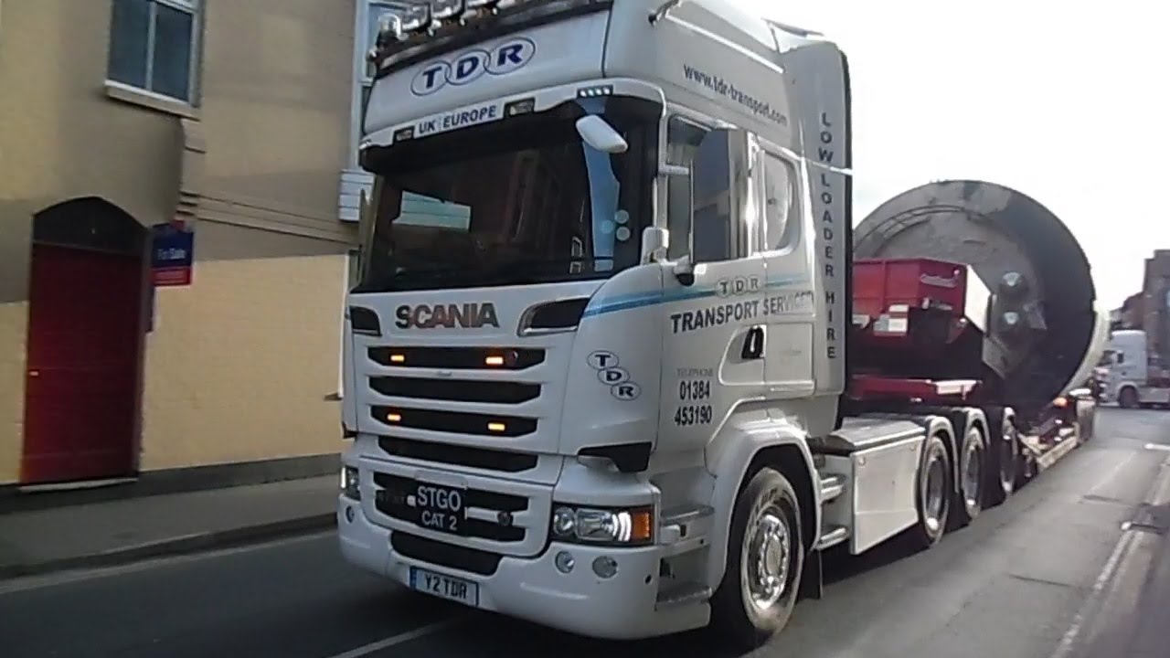 TDR TRANSPORT SERVICES IN MID WALES, SCANIA V8 580 POWER. - YouTube