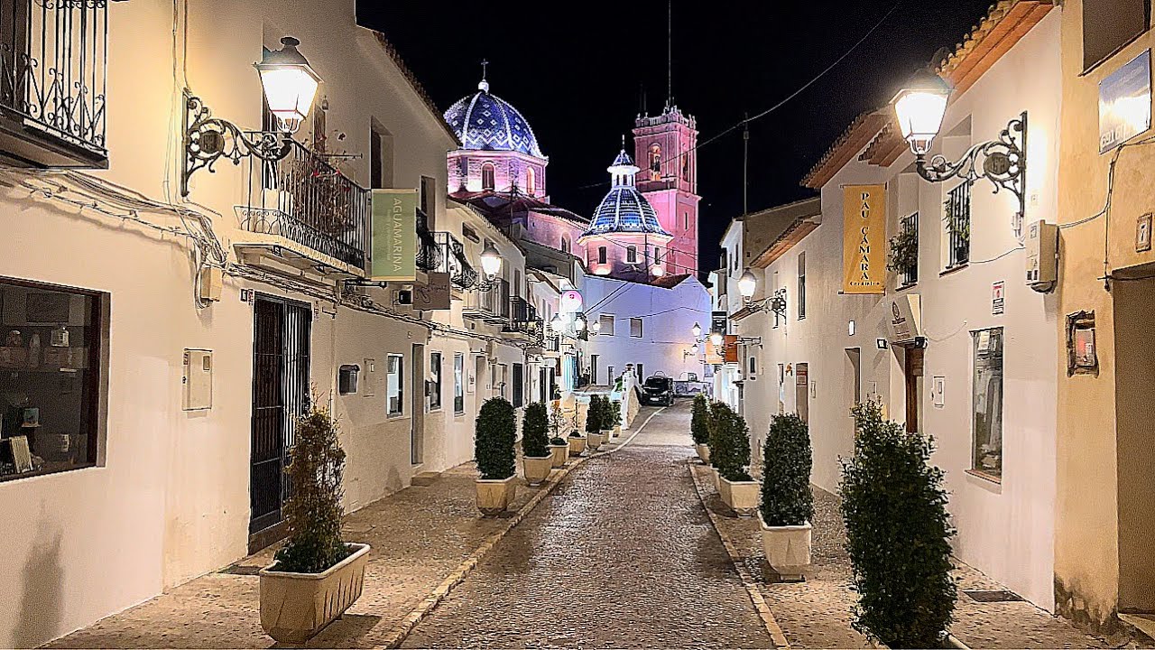 Altea Old Town - NO ONE on friday night! 😮#benidormbyana #altea - YouTube