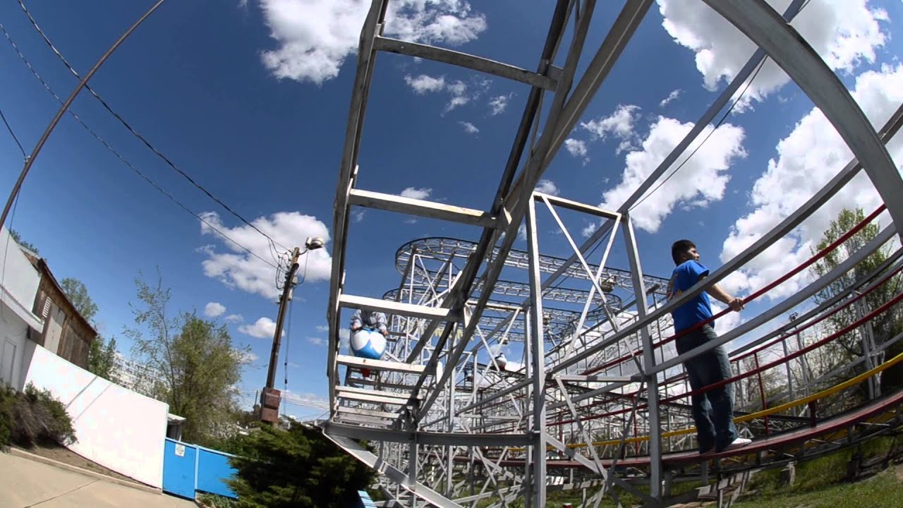 World Famous Wild Chipmunk Ride at Lakeside Amusement Park - YouTube