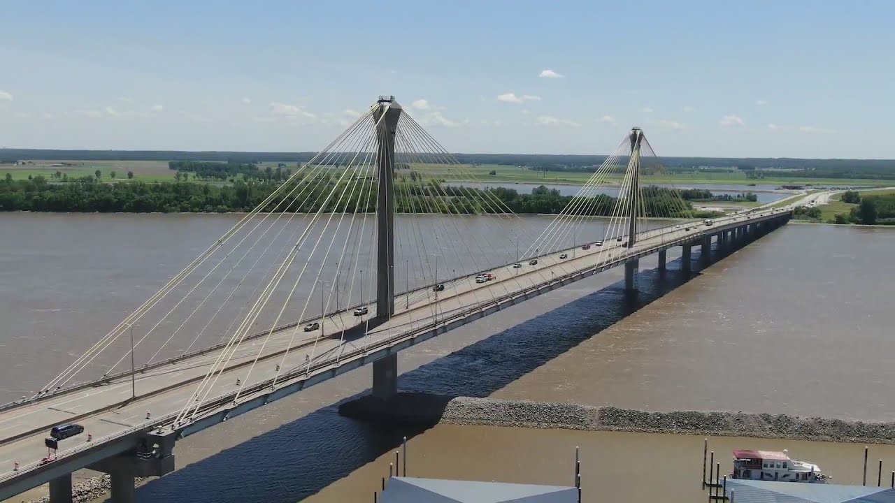 Clark Bridge lighting project nears finish line - YouTube