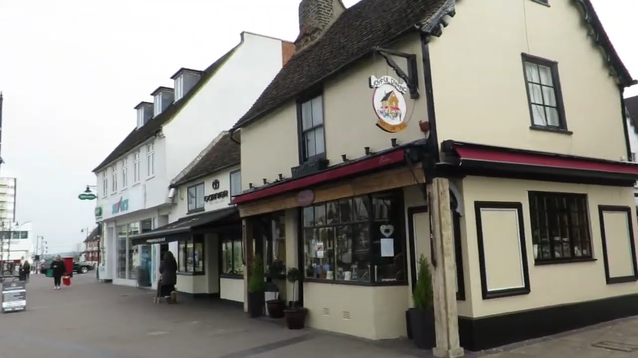Center of Hoddesdon, Hertfordshire, UK - YouTube