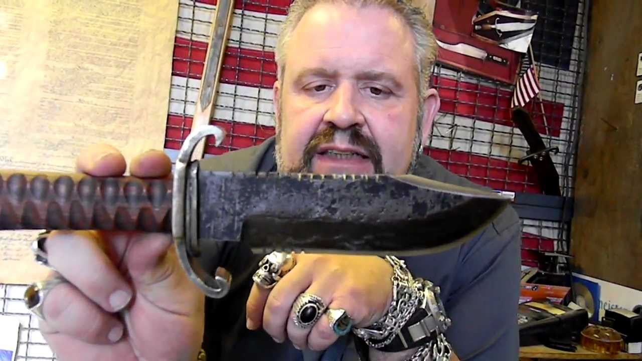 John Has a Couple New Knives - YouTube