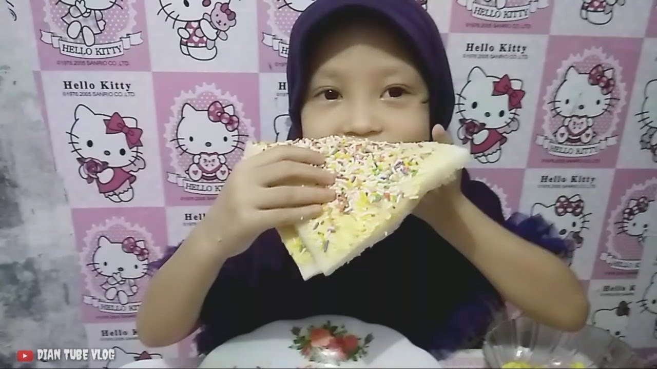 Menghias Roti Tawar | Dian Belajar Menghias Roti Sendiri - YouTube