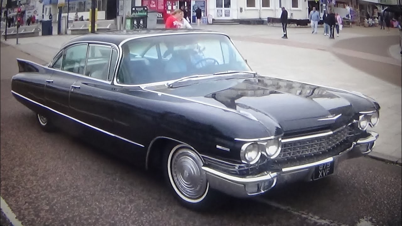 44/45 Chevrolet Impala 1960? Leaving - YouTube