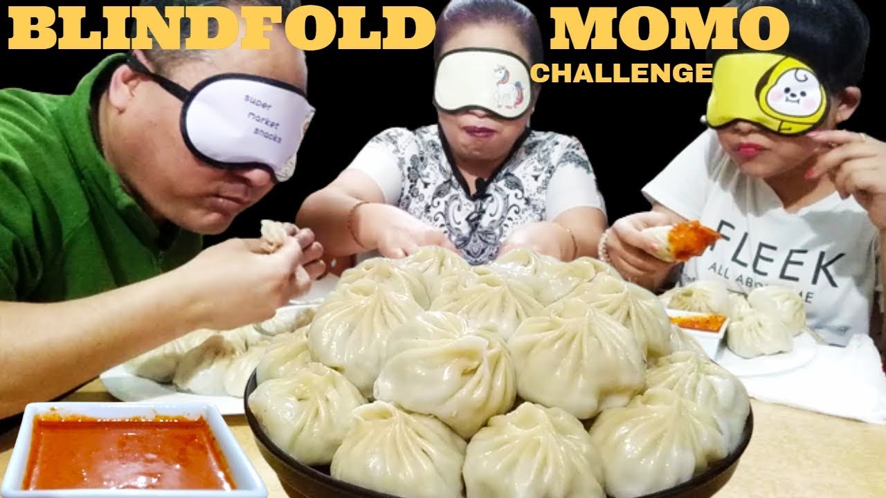 BLINDFOLD MOMO CHALLENGE DAD, MOM & DAUGHTER - YouTube