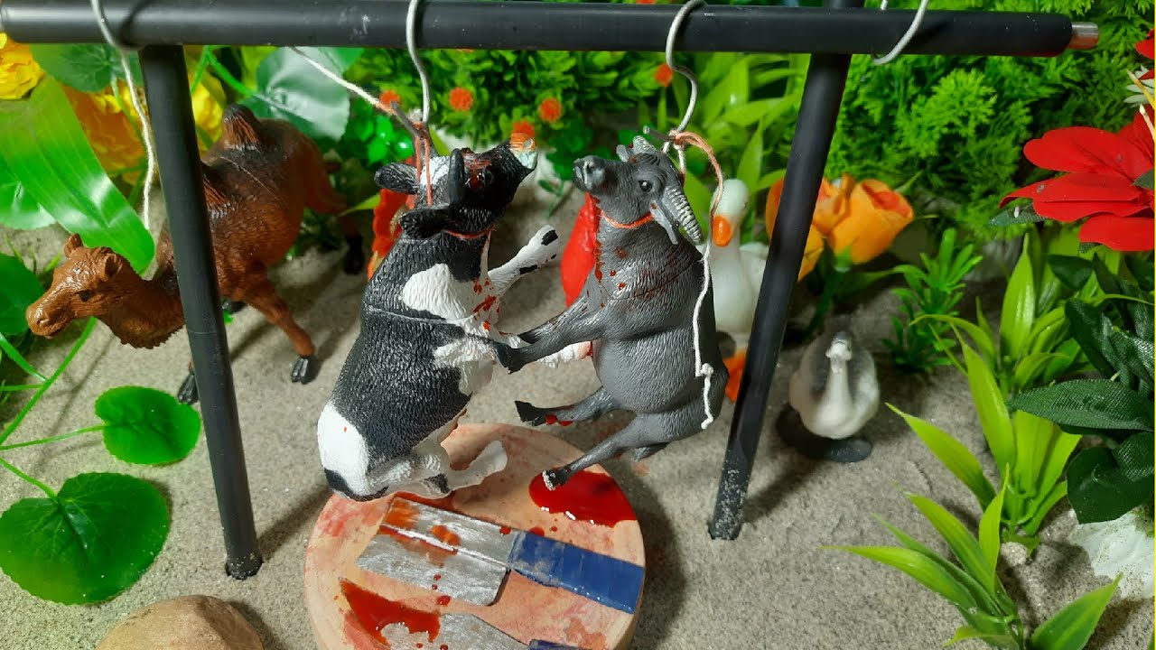 WADIDAU!! COW CUTTING PROSES TOYS || TOY COW SLAUGHTER WADIDAU‼️ ...