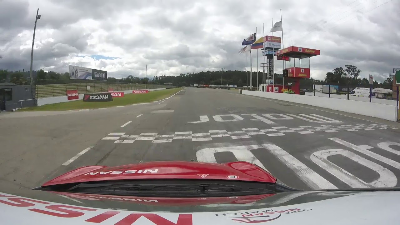 Track day en Tocancipá Nissan March - YouTube