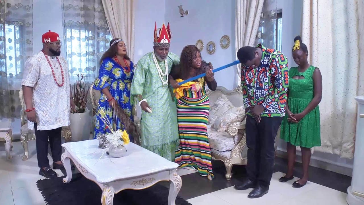 Princess Pretended To Be Mad To Find True Love But Fell Deeply For A ...