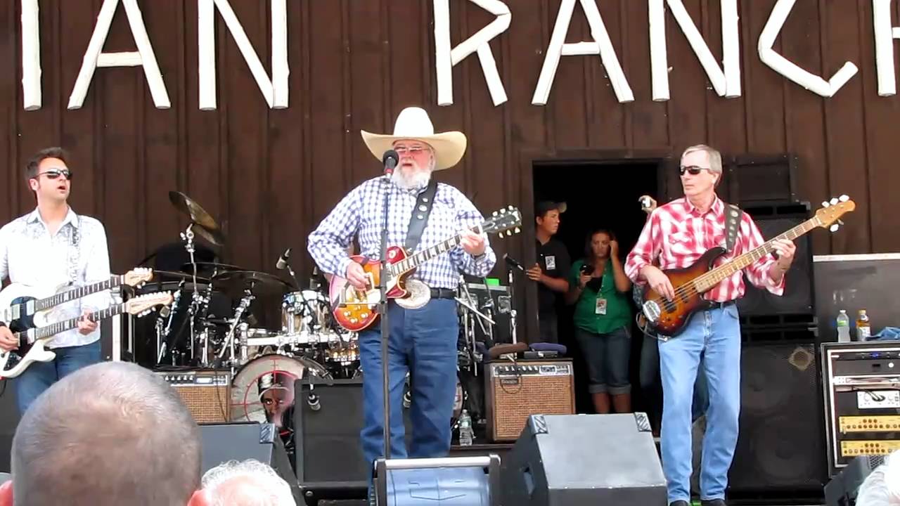 Charlie Daniels Band ~ Saddle Tramp - YouTube