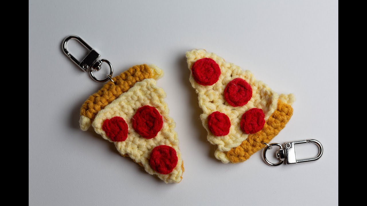 치즈 듬뿍 피자 키링 뜨기 🍕 Crochet Pizza Slice 😋 - YouTube