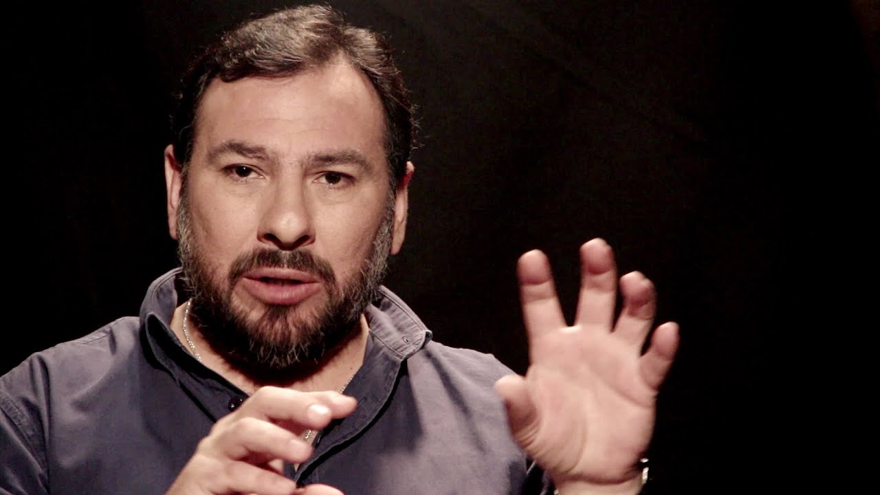 Dos Voces | Capítulo 1 con Jorge Alarcón - YouTube