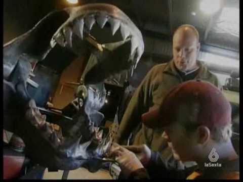 DUELO ANIMAL TIBURON VS COCODRILO 2/5 - YouTube