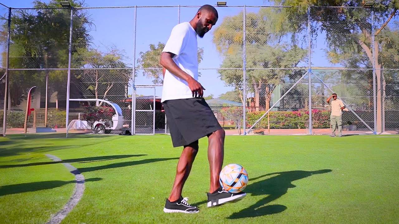 Antonio Rudiger Fun Tackles in Dubai ZOO! 🦁⚽🔥 - YouTube